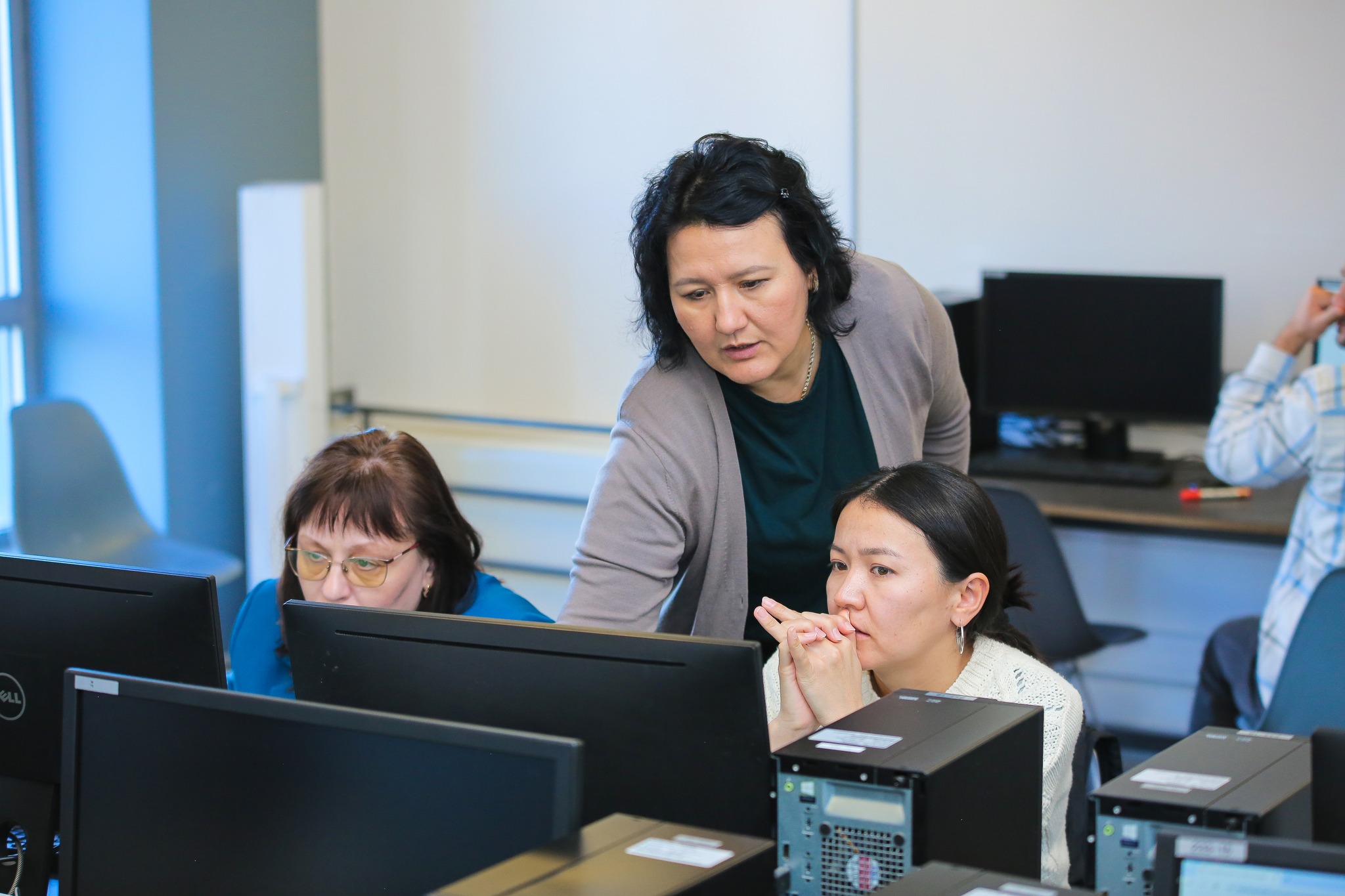 Digital tools for humanities workshop at AUCA