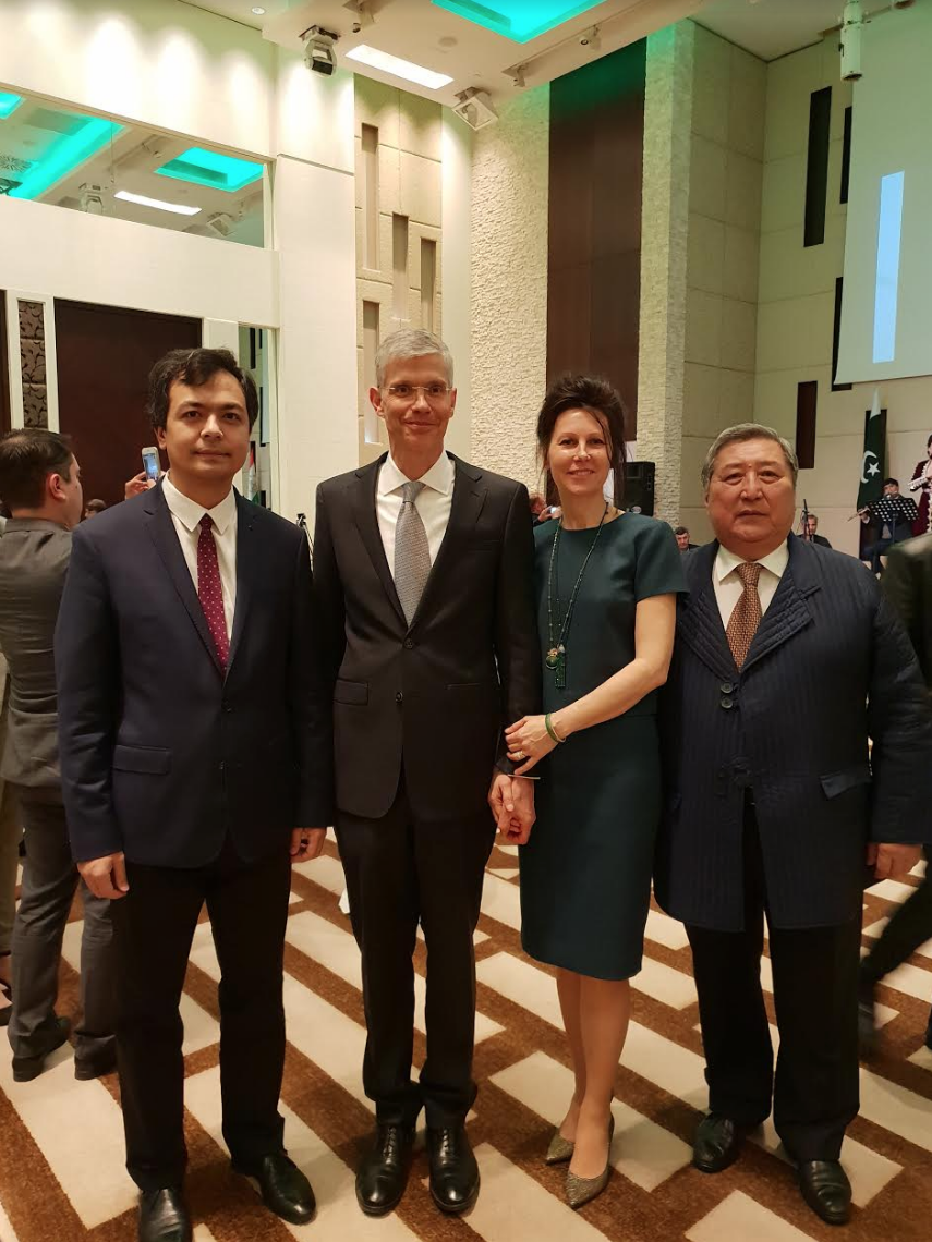 AUCA Vice-President met with representatives of the diplomatic mission ...